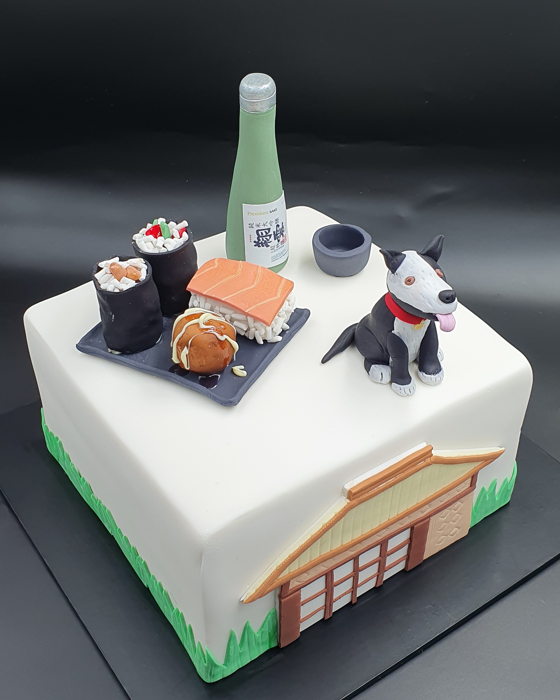 Happy 30th Birthday Mink. A personalised cake featuring Japanese ...
